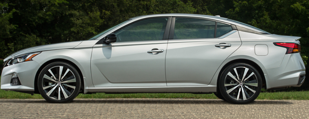 Get to know the 2019 Nissan Altima Interior Features - Sheehy Auto Stores