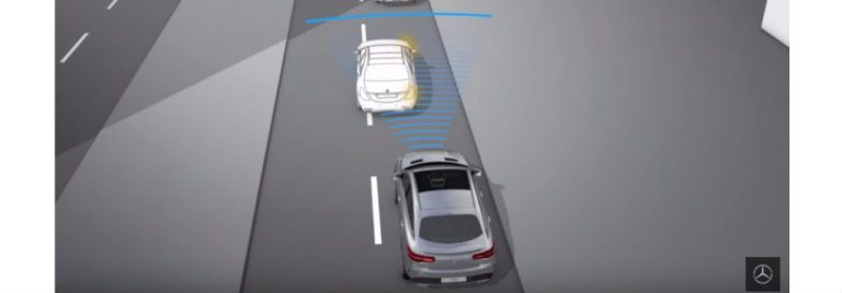 What is the Mercedes-Benz DISTRONIC PLUS Feature?