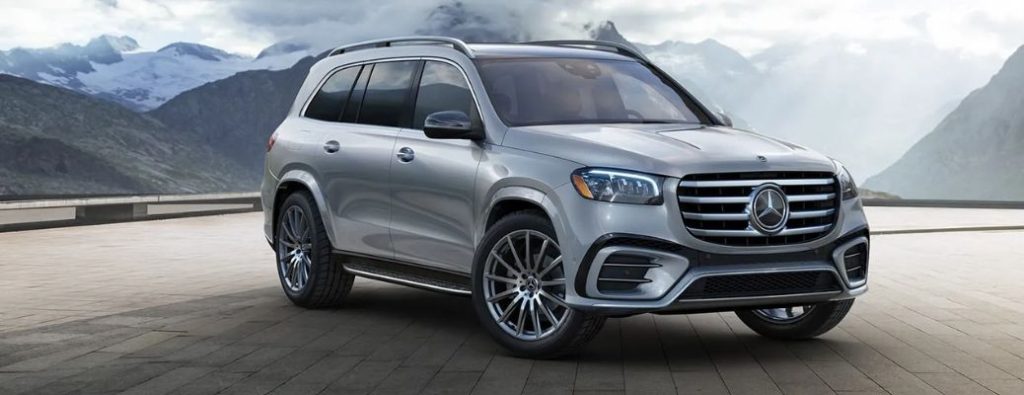 Explore the technological features of the 2024 Mercedes-Benz GLS!
