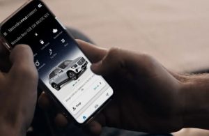How to Use the Digital Vehicle Key Feature in Mercedes-Benz