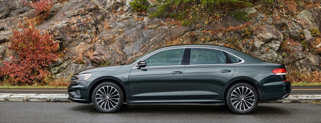 Exploring the Advanced Interior of the 2022 Volkswagen Passat