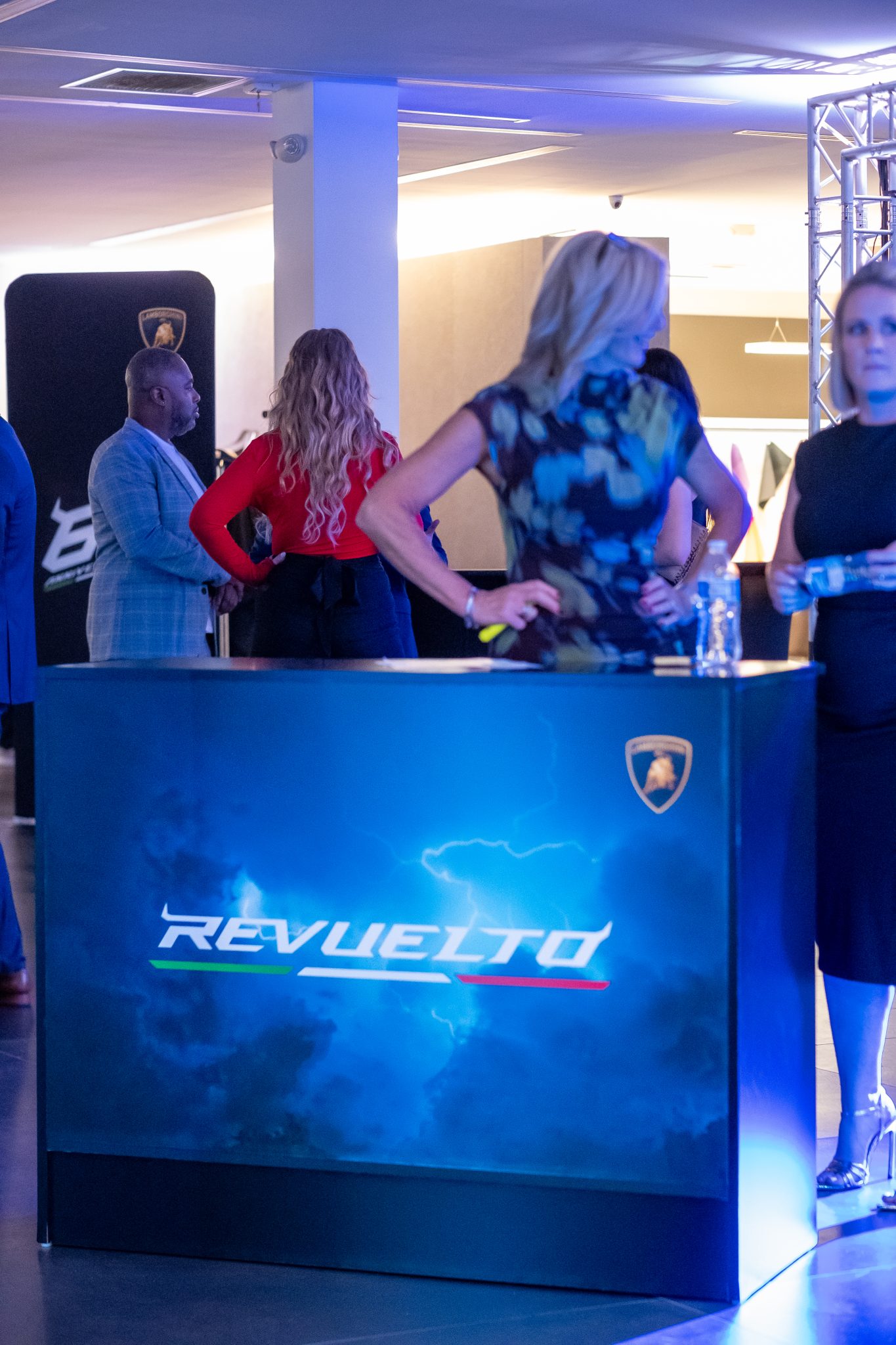 A Night with the Lamborghini Revuelto - Lamborghini Charlotte