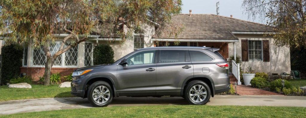 2016 Toyota Highlander New Features