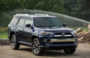 What are the color options for the 2018 Toyota 4Runner?