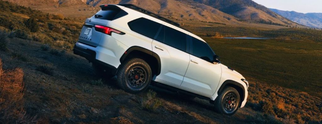 How Do Toyota's 4WD Systems and Drivetrain Technologies Work?
