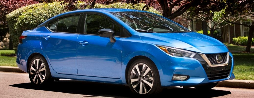 Compact Nissan Versa Note Offers Number of Innovative Features ...