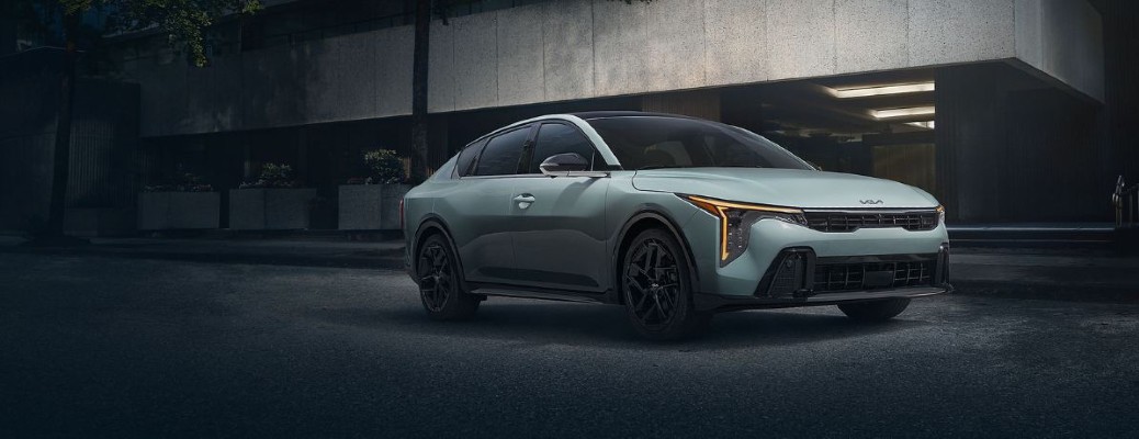 What color options does the 2025 Kia K4 offer? - Matt Castrucci Kia