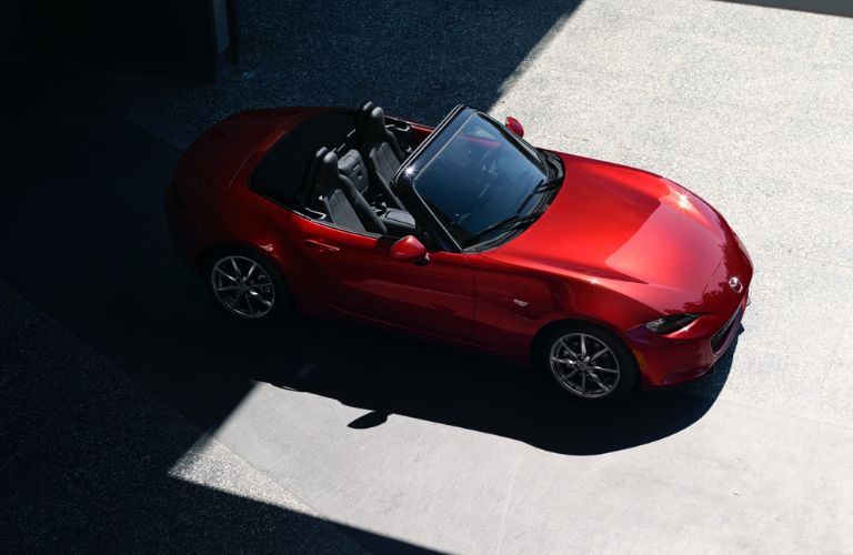 Is the 2023 Mazda MX-5 Miata a good sports car?