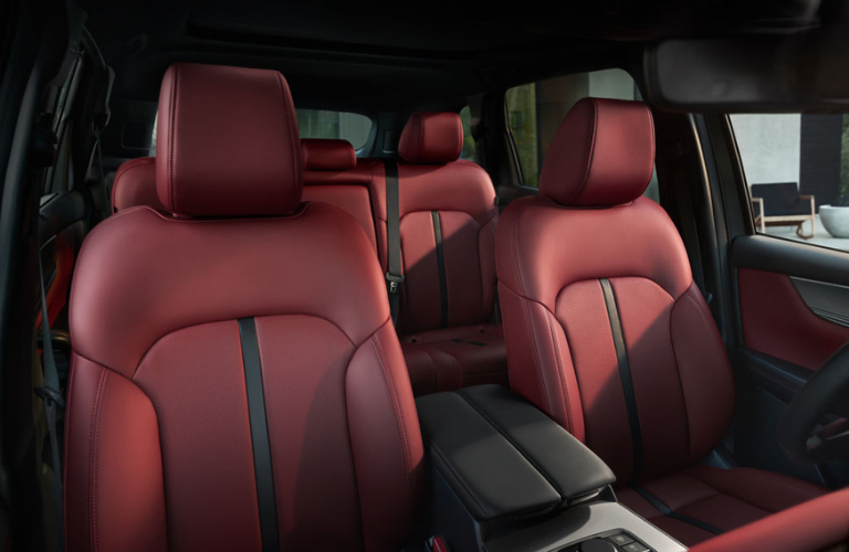 2025 Mazda CX-70 Interior Design Elements and Passenger Capacity