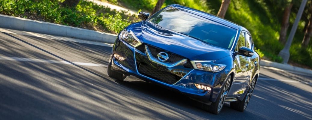 Striking color options for the 2016 Nissan Maxima
