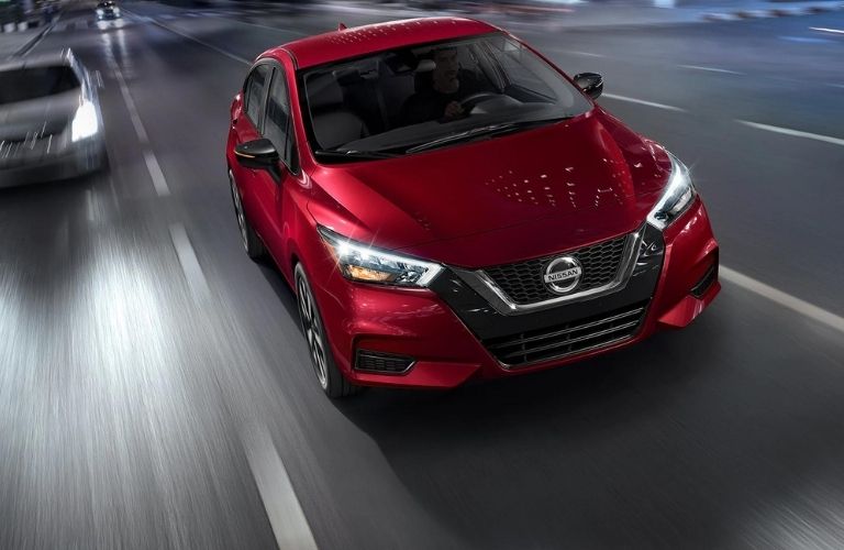 2016 Nissan Versa Sedan color options