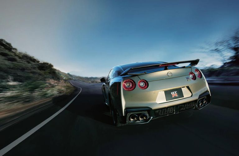 2017 Nissan GT-R new front end