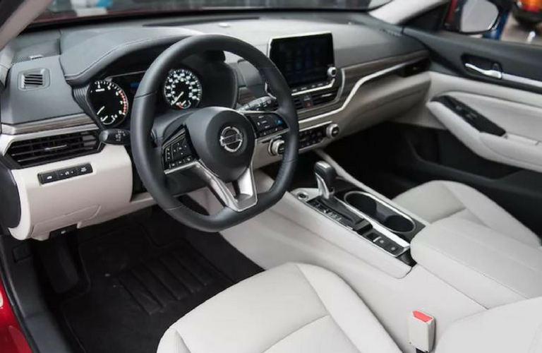 What Interior Features Will Be Available on the 2019 Nissan Altima?