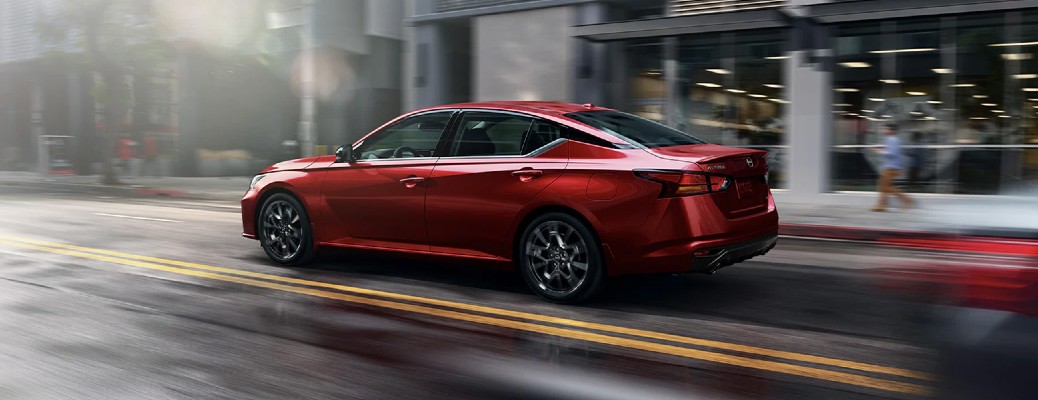 How fuel-efficient is the 2023 Nissan Altima? - Matt Castrucci Nissan