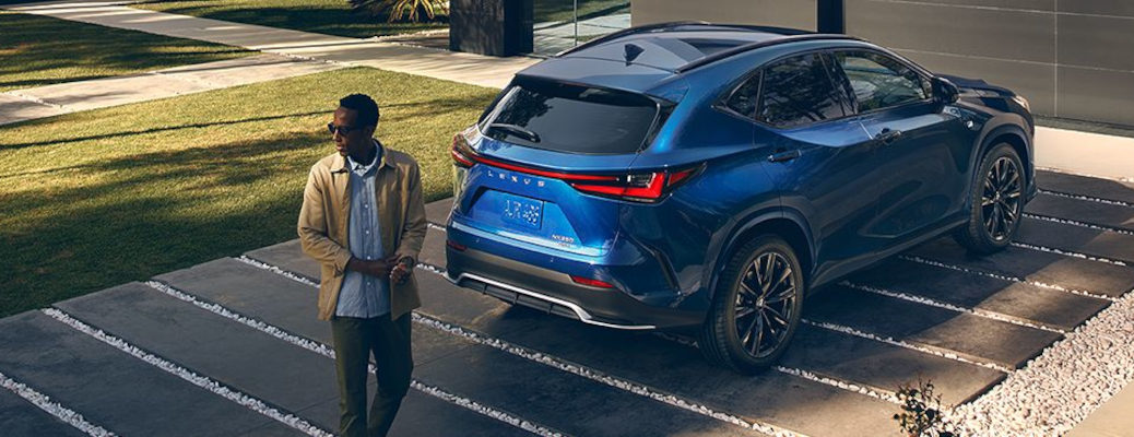 How To Connect to the Lexus Enform™ Infotainment System with Bluetooth