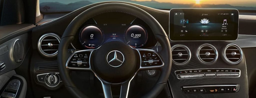 How To Use the Mercedes-Benz COMAND® Navigation System