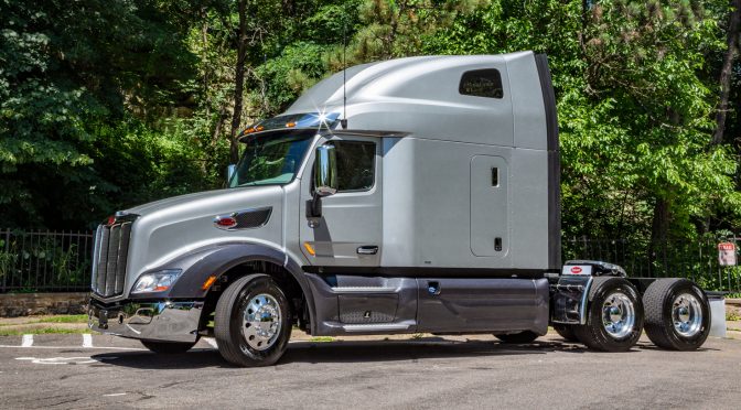A Tour Inside A Big Rig - Allstate Peterbilt Group