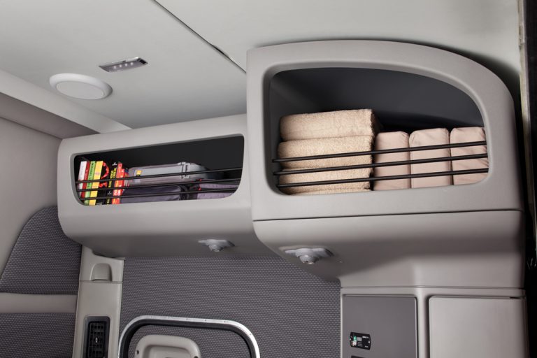 A Tour Inside A Big Rig - Allstate Peterbilt Group