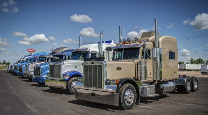 Benefits of buying used commercial trucks