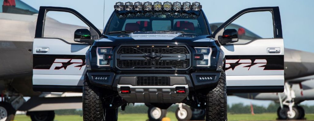 2017 Ford F-150 Raptor Off-Road Racing