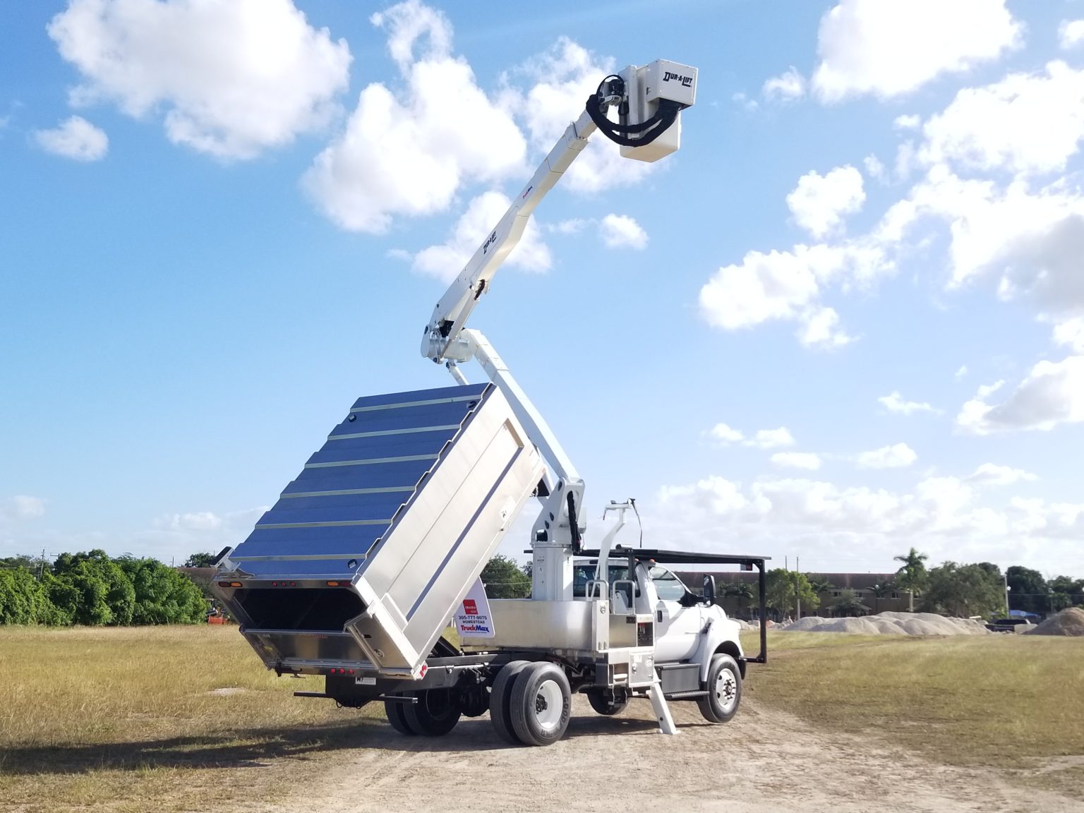 Dur-A-Lift urban forestry units - TruckMax