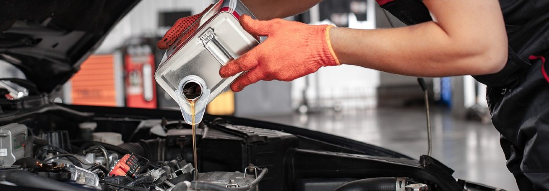 How Do You Know Your Car Needs an Oil Change Service?