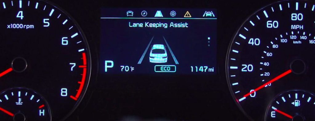 How Does the Lane Keeping & Following Assist Work in Kia Vehicles?