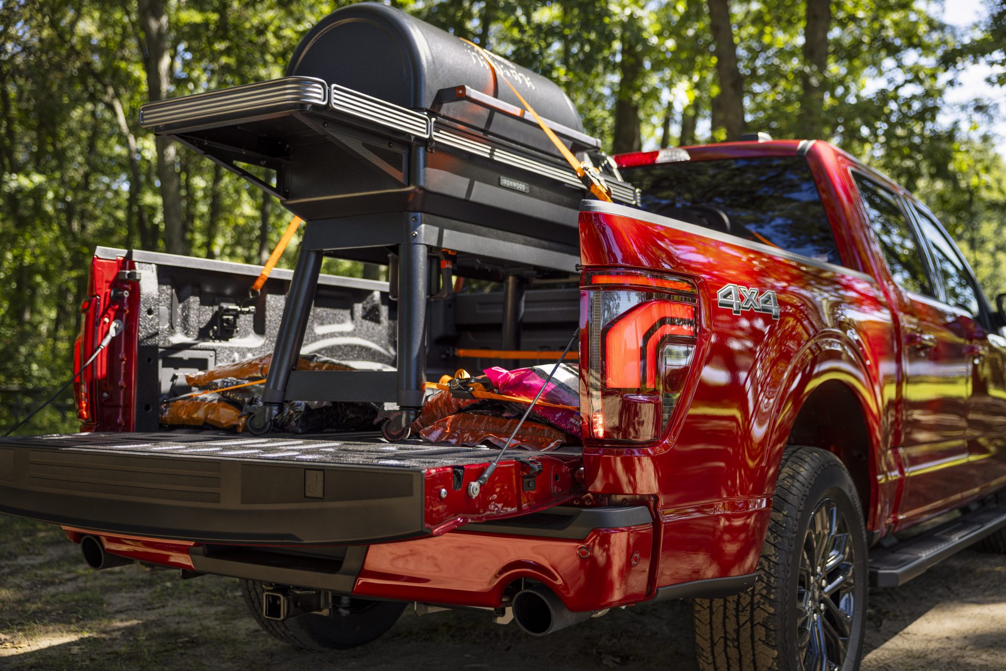 How does the Onboard Scale feature of the Ford F-150 work? - Sherwood Ford