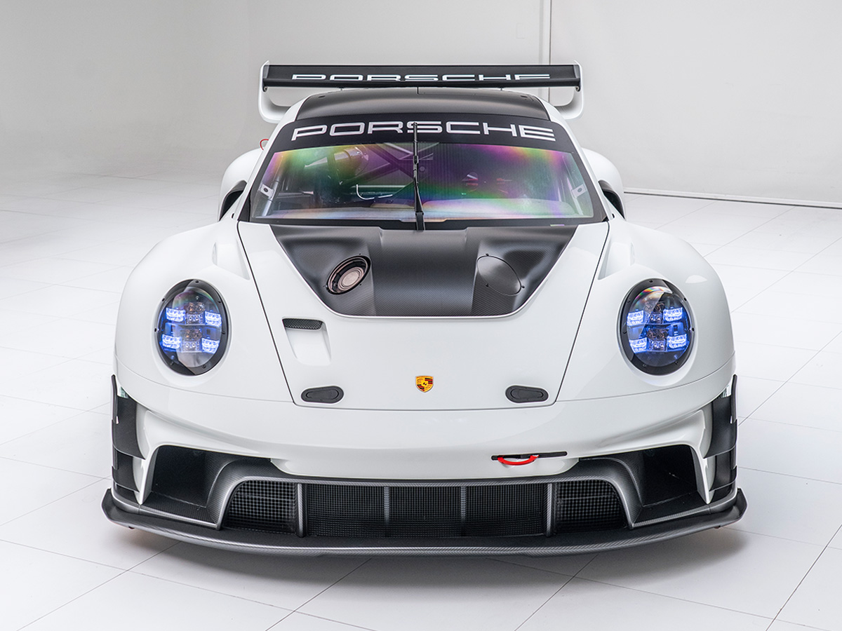 Champion Porsche's 911 GT3 R Rennsport - Champion Porsche