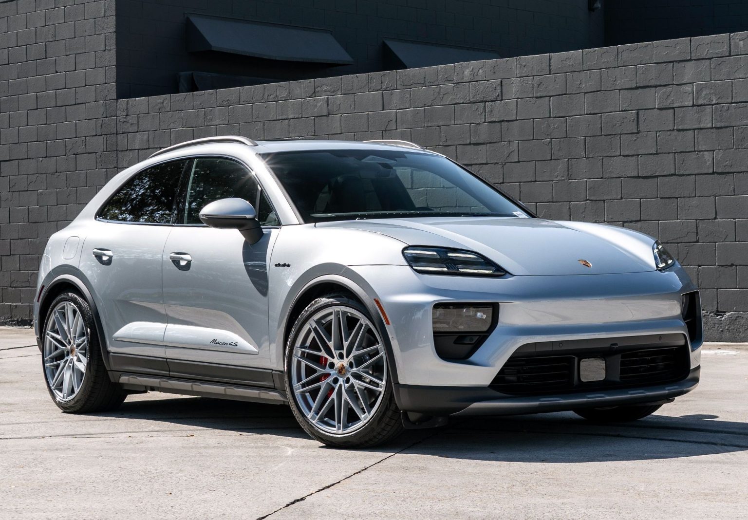 2026 Porsche SUV Complete Guide: Macan, Cayenne & Electric Models ...