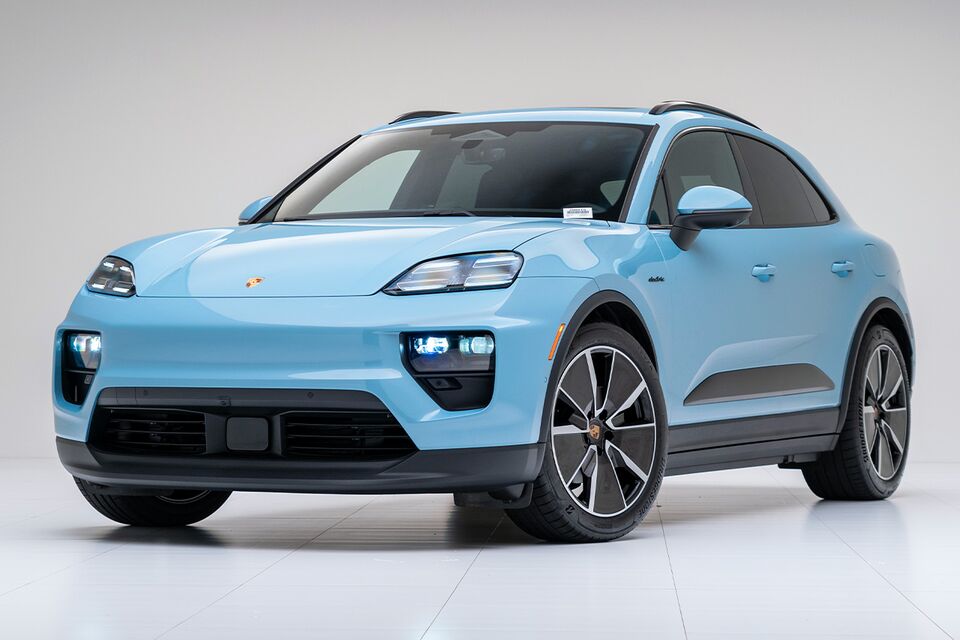 Porsche EV & Hybrid $7,500 Dealer Credit Special | Champion Porsche