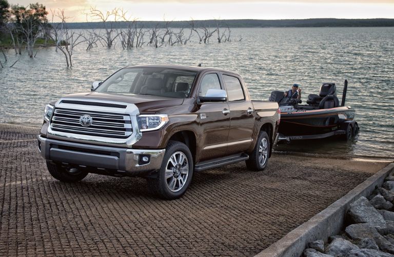 What is the Difference Between Payload and Towing?