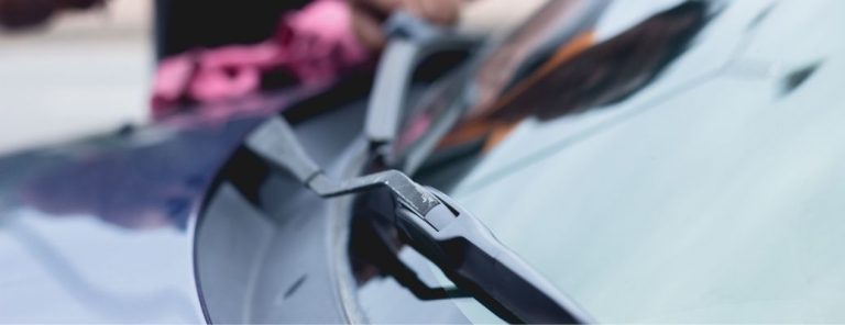 Step-By-Step Instructions to Position Windshield Wiper