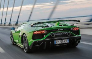 What’s different for the Lamborghini Aventador SV?
