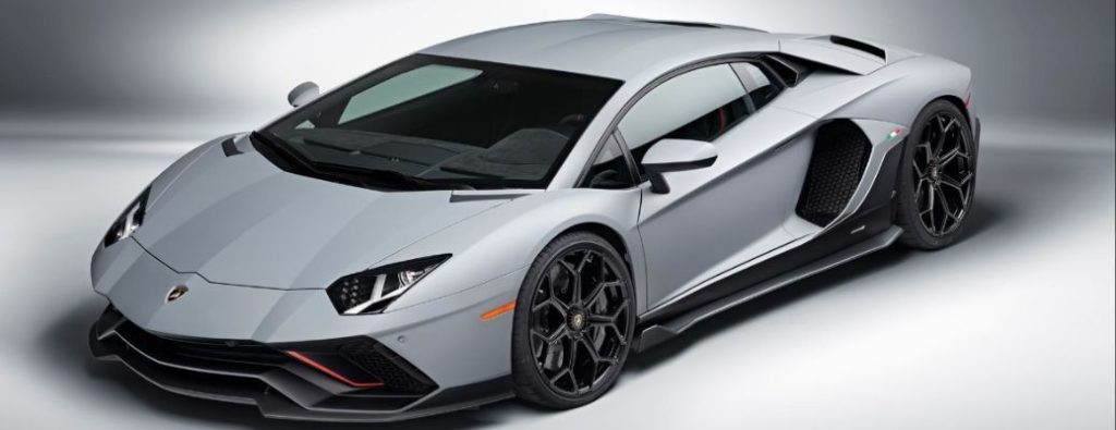 Lamborghini Urus vs Aventador vs Huracan Drag Race YouTube Video