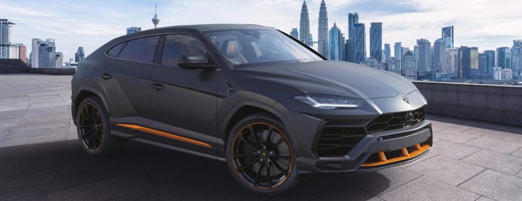 Behind the Scenes of a Lamborghini Urus Scale Model Magic Photoshoot