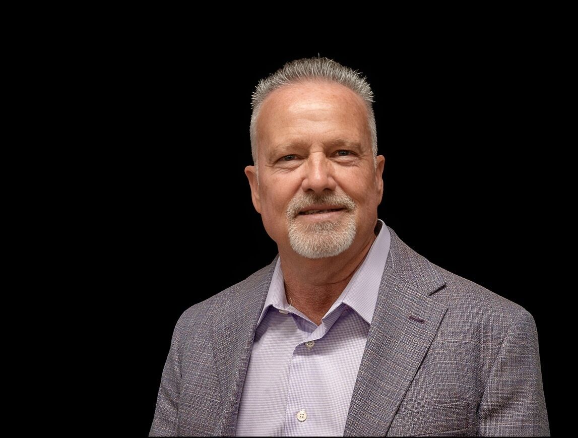 Mercedes-Benz of Arrowhead Staff in Peoria, AZ