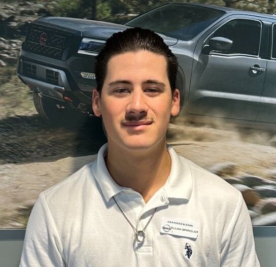 Oak Ridge Nissan Staff in Oak Ridge, TN