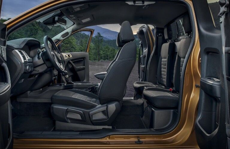 2021 Ford Ranger vs 2021 Toyota Tacoma