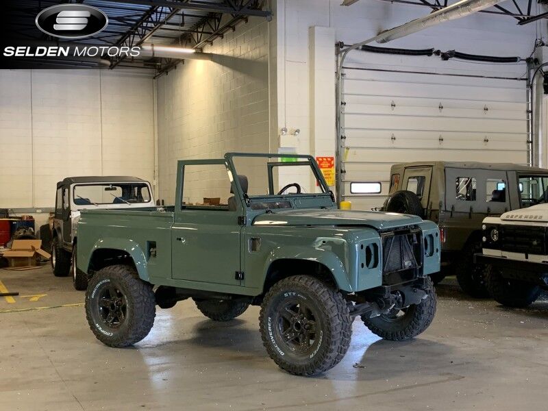 Vehicle details - 1994 Land Rover Defender 90 at Selden Motors Willow ...