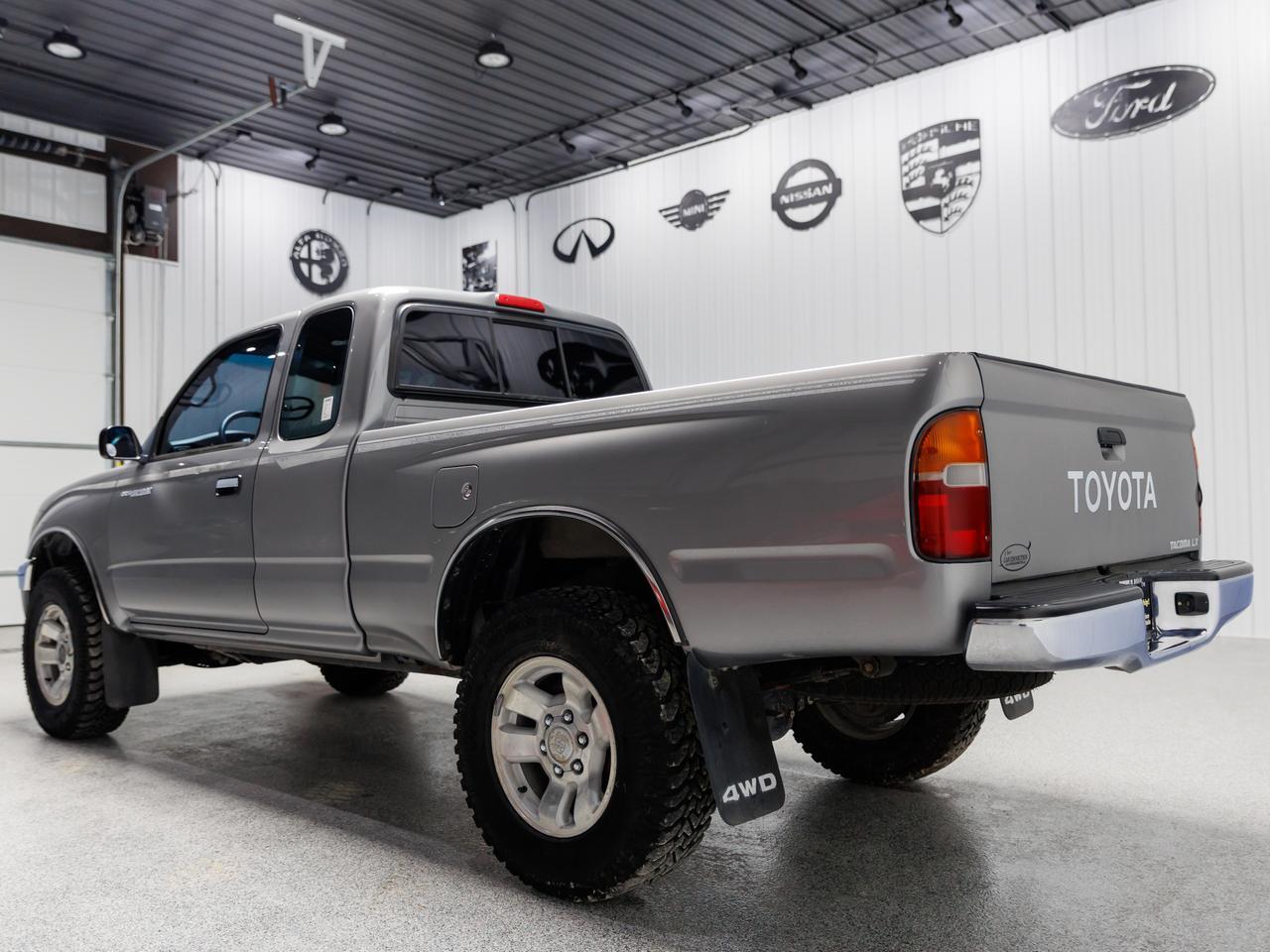 Used 1995 Toyota Tacoma Club Cab 4WD in Cranberry PA