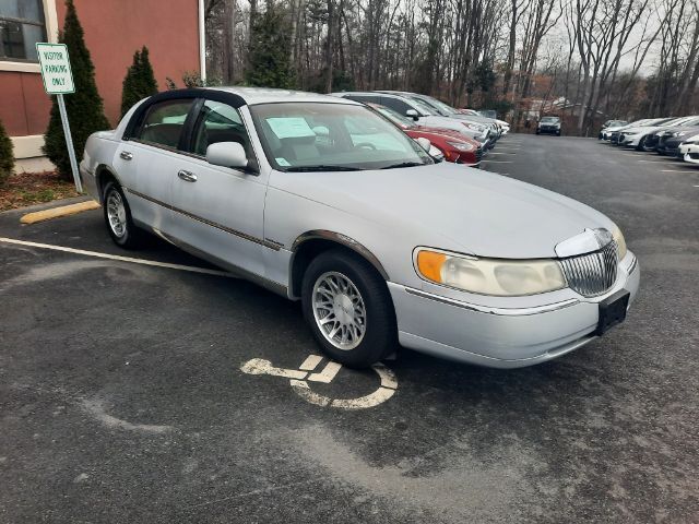Lincoln Town Car VIN Decoder & Lookup