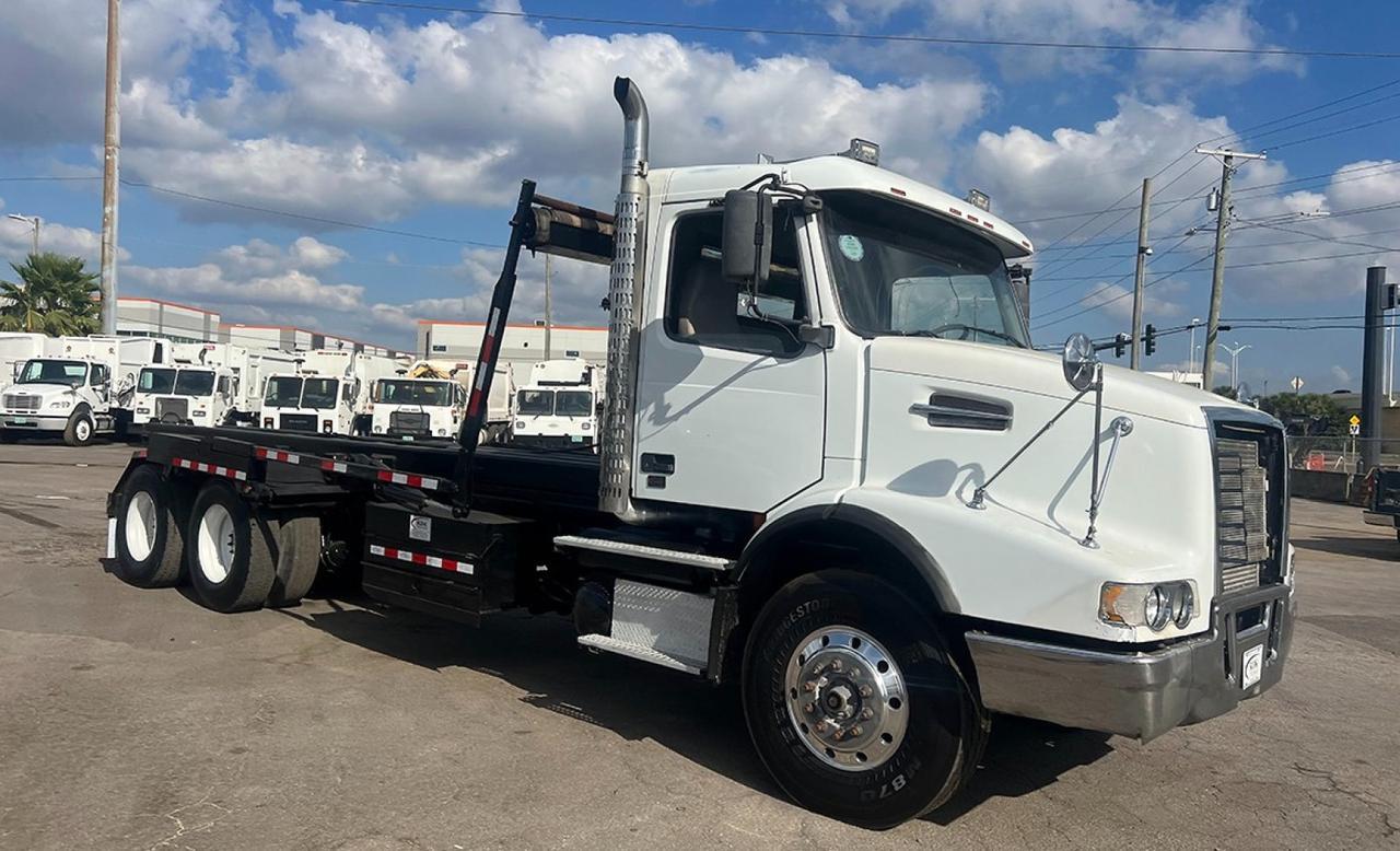 Find Landscape Dump Truck For Sale in Tampa, FL