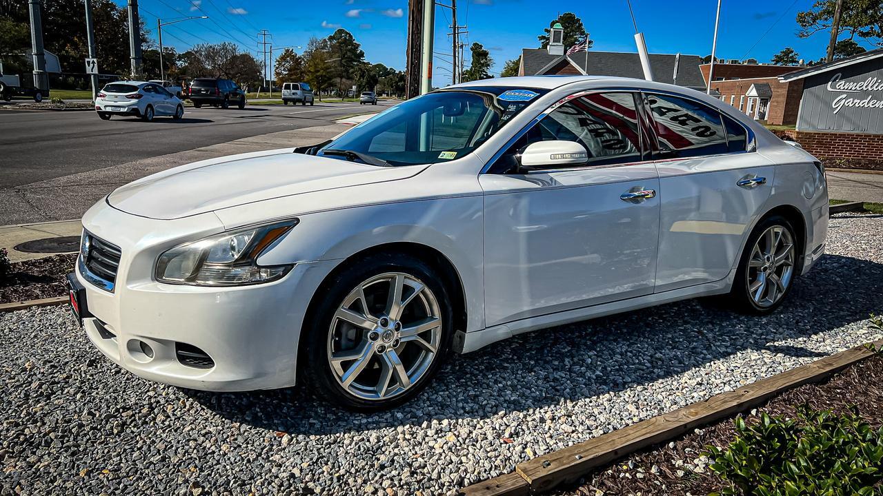 2012 NISSAN MAXIMA 3.5 SV w/Sport Pkg, SUNROOF, BLUETOOTH, LEATHER, AND ...