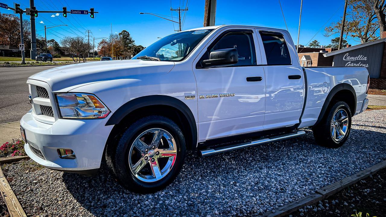 2012 RAM 1500 SLT QUAD CAB 4 DOOR 4X4 5.7L HEMI V8, BED LINER, SIRIUS ...