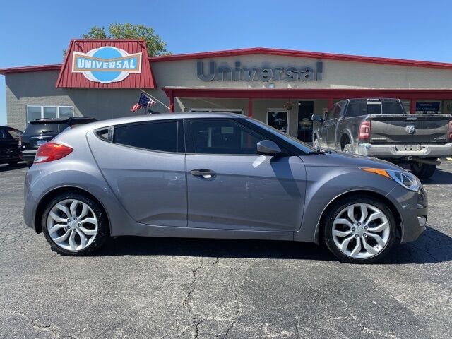 Pre-Owned Dealership Blue Springs, MO | Universal Auto Plaza KC