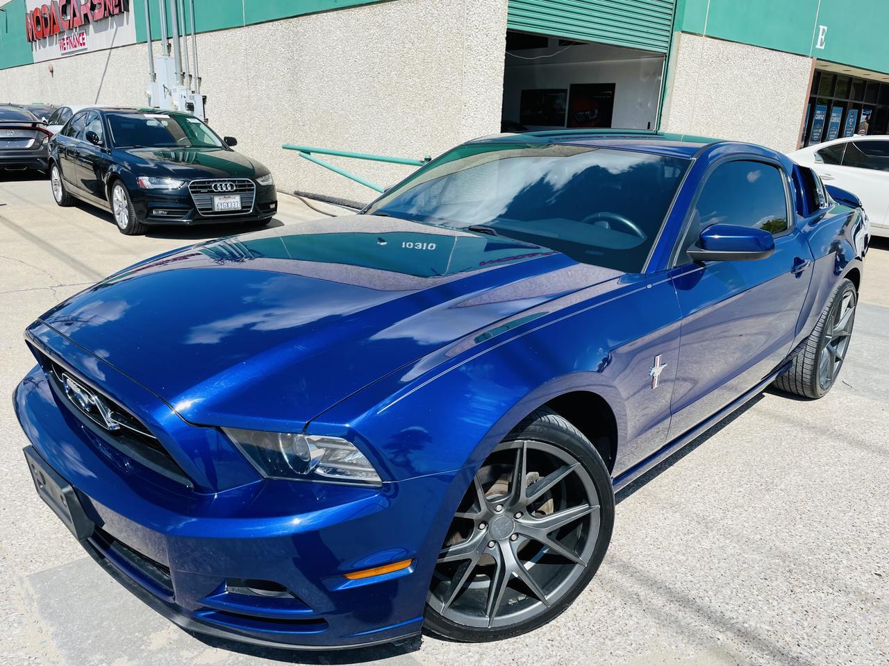 Used Luxury Vehicle Dealership Dallas TX