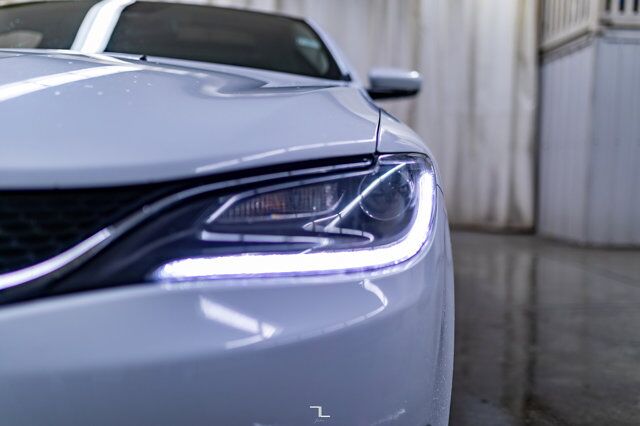 2016 Chrysler 200C Leather Roof Nav BCam Red Deer AB 53416004