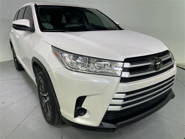 Used 2018 Toyota Highlander LE Plus in Columbia SC