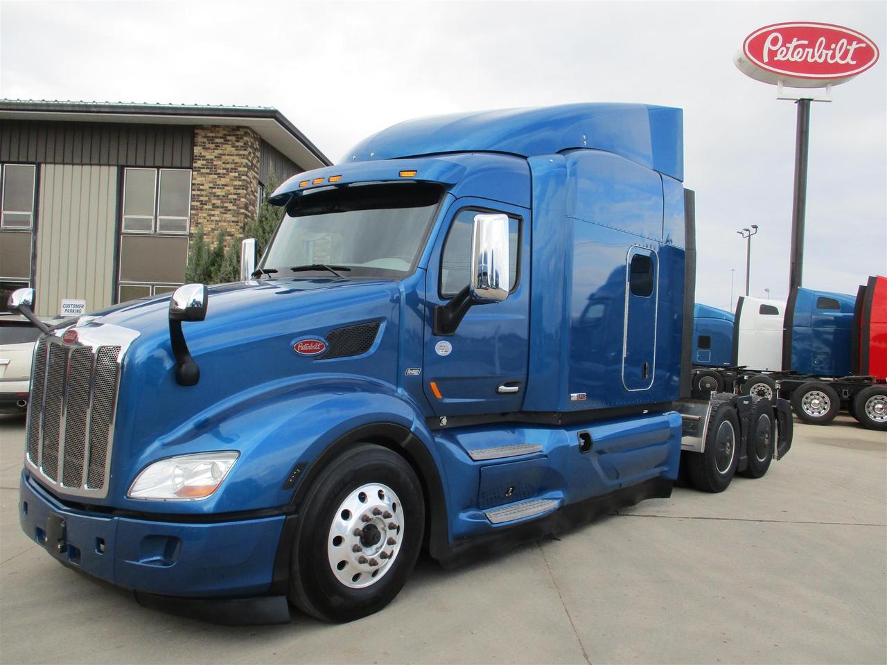 Peterbilt 579 Minneapolis MN